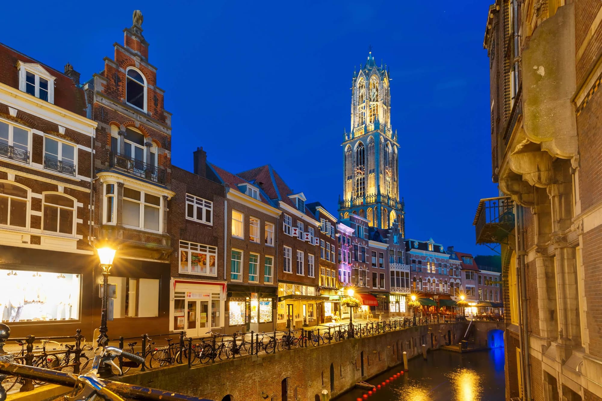 Uitzicht op de Domtoren - zo een raamstickers wil jij thuis ook